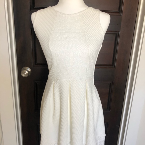 Xhilaration | Dresses | Creamwhite Waffle Pattern Dress With Lace ...